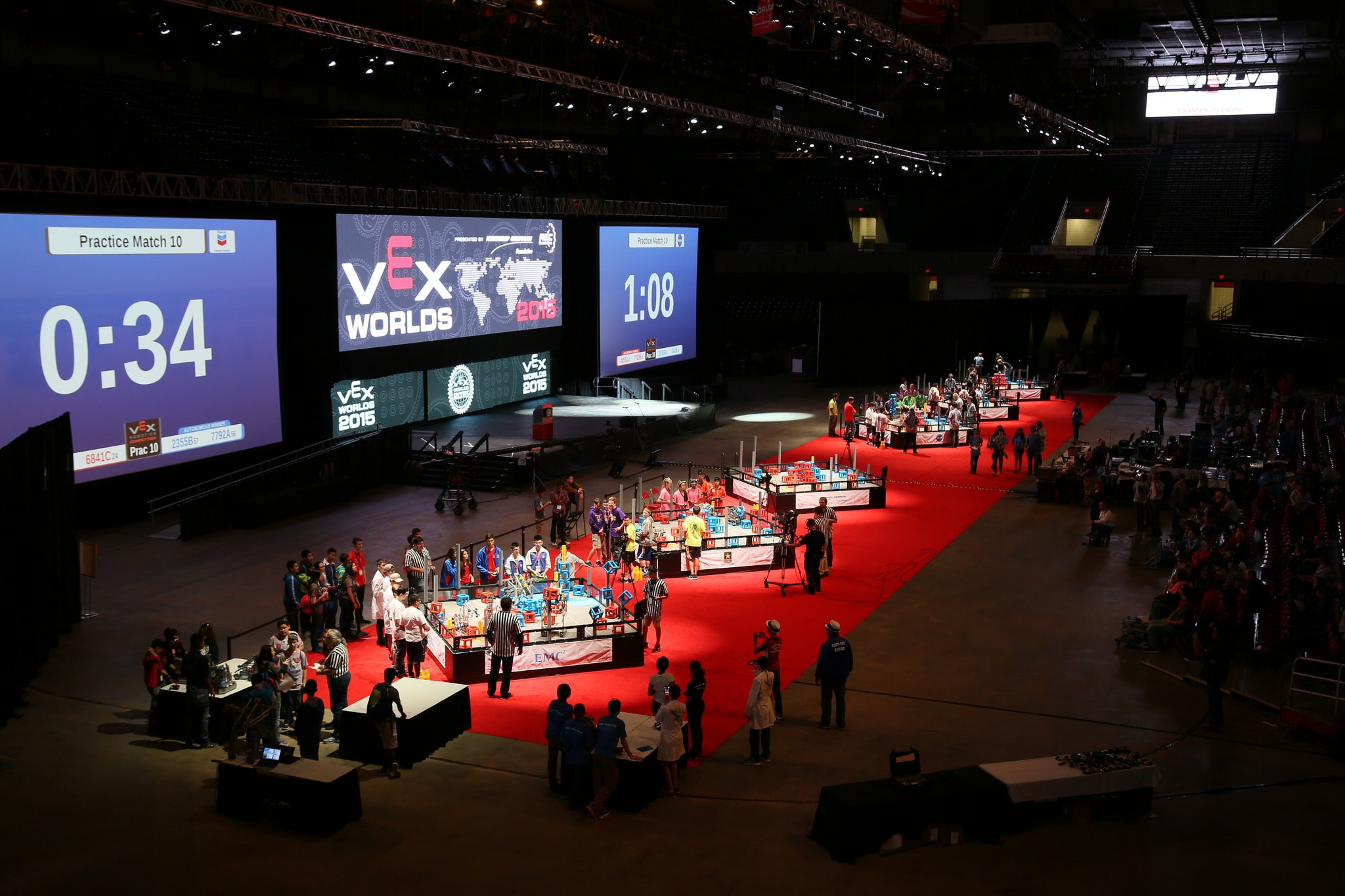 Robotics Students Crowned Champions at VEX Worlds 2016